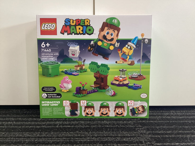 LEGO Super Mario. Adventures with Interactive LEGO Luigi. Starter Cour ...