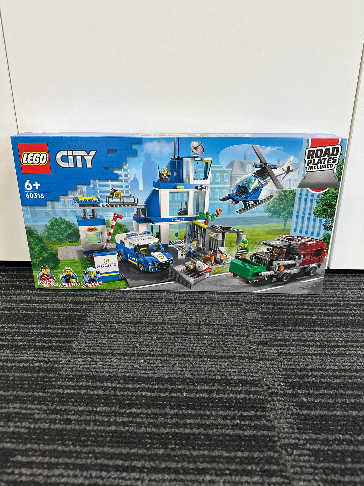 LEGO City. Police Station. 60316 – Brick Evolution